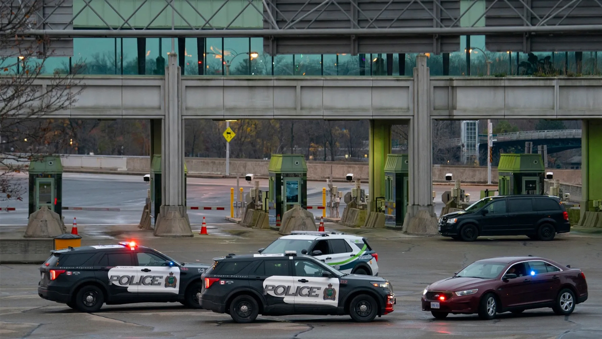 Rainbow Bridge Border Tragedy: Husband And Wife Killed In Bentley ...